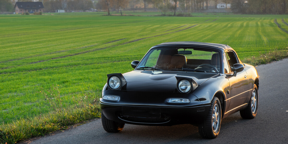 The History Of The Mazda Miata MX-5 (NA) - eManualOnline Blog
