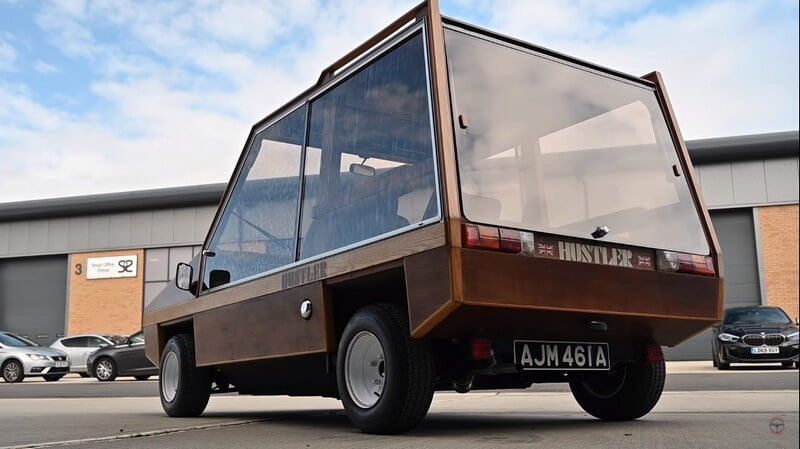 Interstyl Hustler is a Peculiar Kit Car Entirely Made of Wood