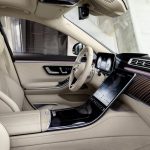 Mercedes-Maybach S680 Prolongs the Life of the V12 Engine