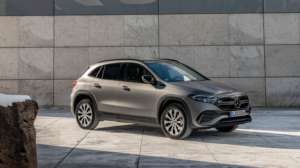 Mercedes-Benz EQA Receives "4MATIC" AWD and 288-HP Dual-Motor