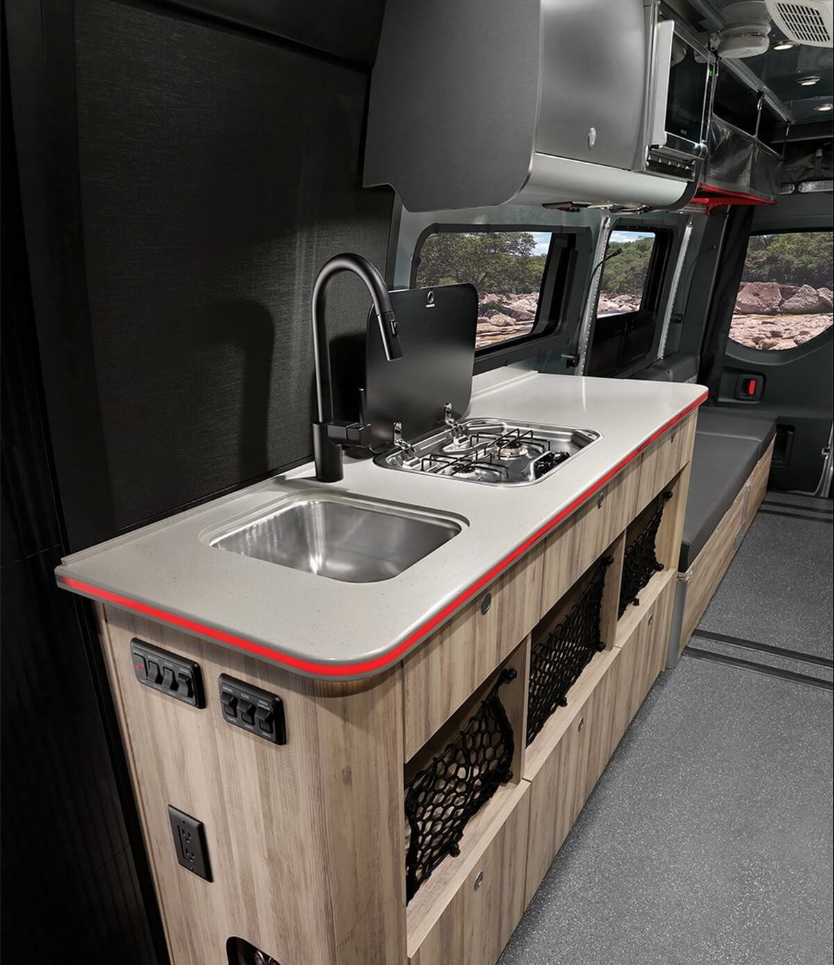 2022 Airstream Interstate 24X Arrives as a Luxury 4x4 RV
