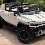 A Fan Built a Remote-Controlled Lego Hummer EV That Drives and "Crab Walks"