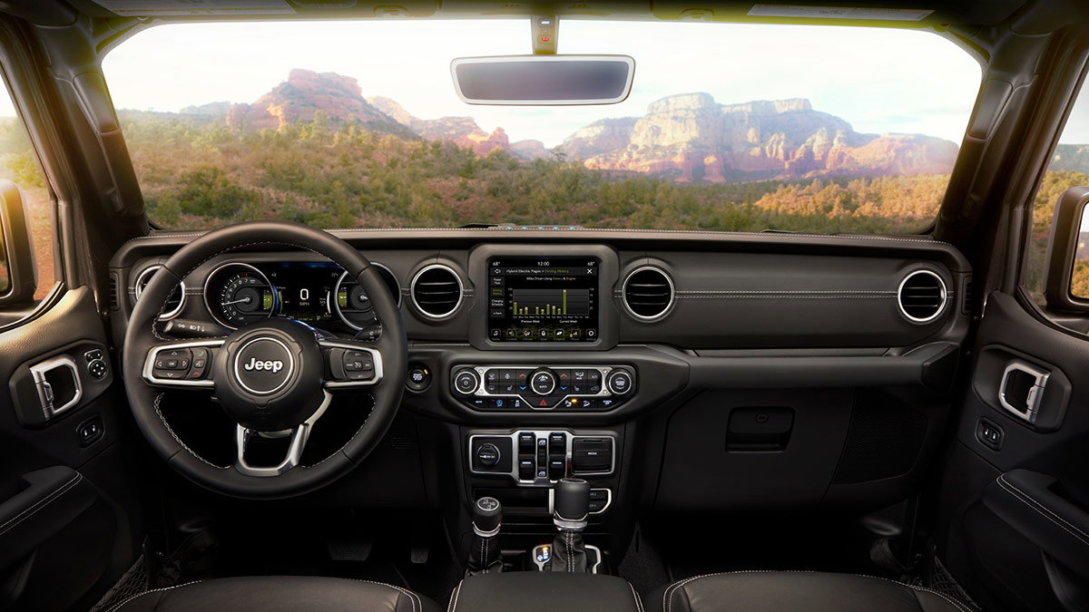 Jeep Wrangler and Gladiator Get Gorilla Glass Windshields for $793
