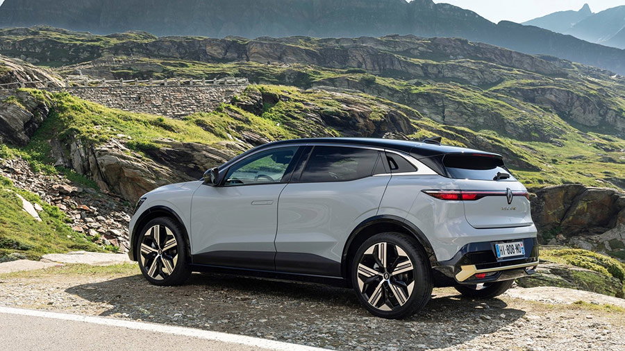 Renault Unveils All-Electric Mégane E-Tech Crossover
