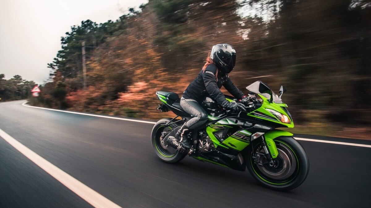 6 High-Tech Motorcycle Features You Need to Have Right Now!