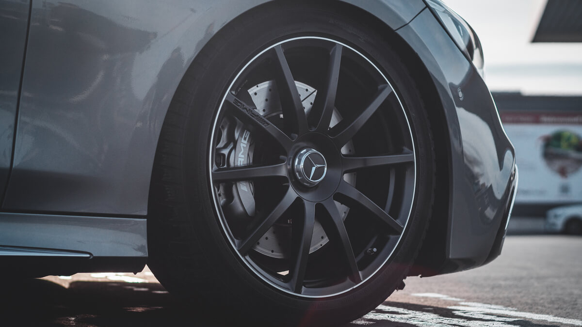 How To Choose AMG Rims Properly - eManualOnline Blog