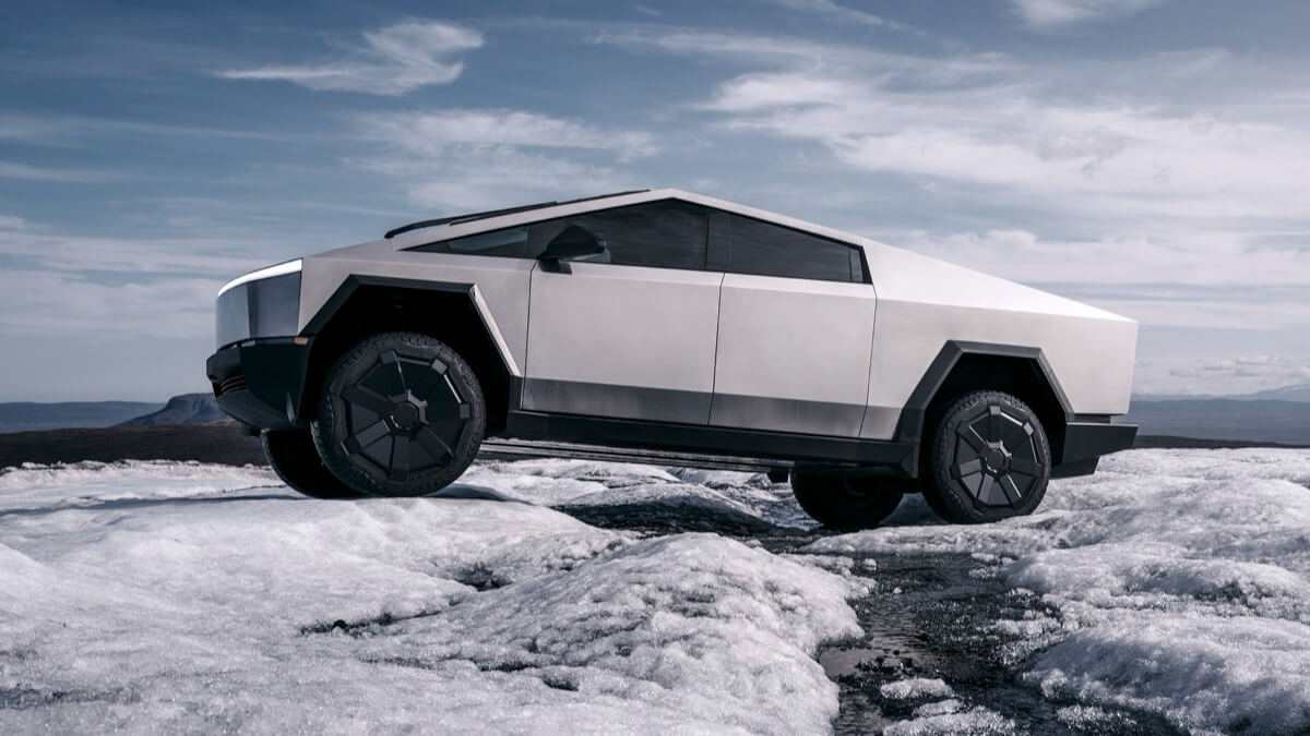 Cybertruck Range Extender: a Big and Expensive Battery Booster