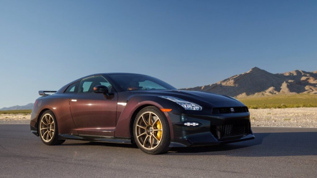 Farewell, R35: Nissan Ends the GT-R with Two Special Editions