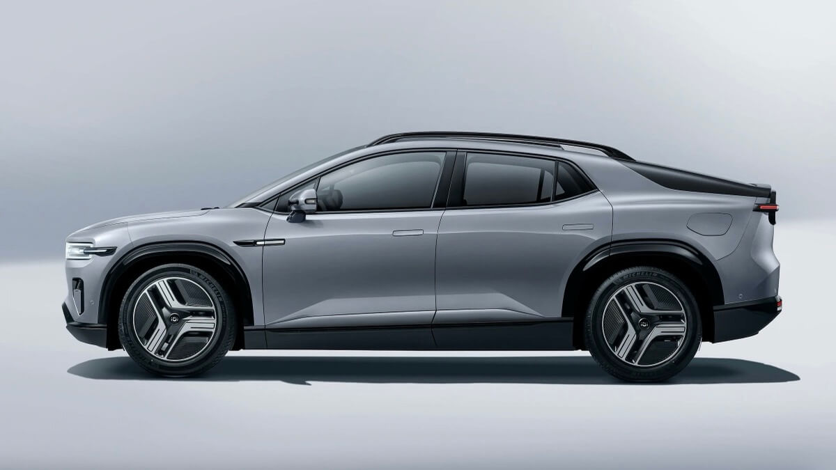 The “Chinese Cybertruck” Is Here: Meet the Changan Nevo E07