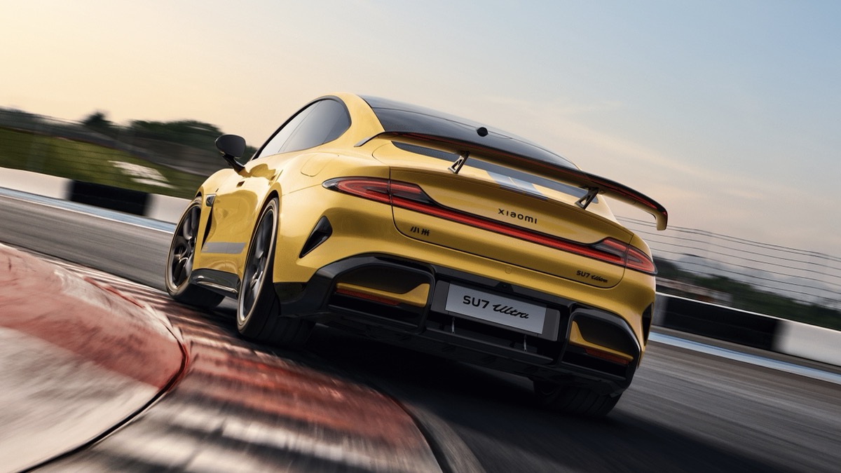Xiaomi’s First Sports Sedan Is Now the Fastest 4-Door Car Around the 'Ring